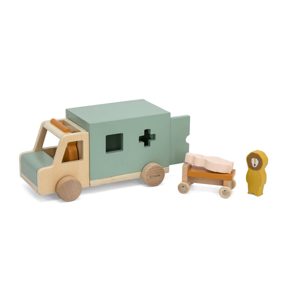 Wooden ambulance – Kollektive Wholesale Portal